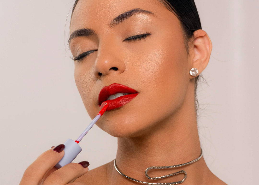 Best Mini Lipstick Brands for Travel & Daily Use 2025 – Type Beauty